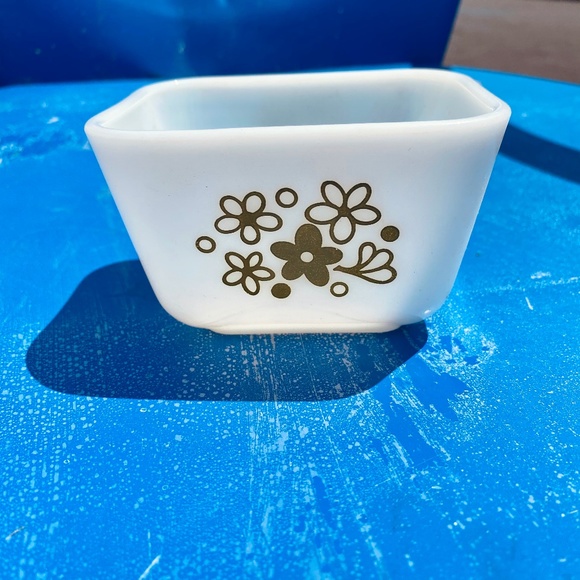 Pyrex | Kitchen | Pyrex Container | Poshmark